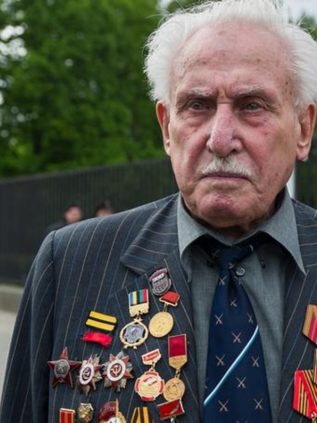 Morre o último sobrevivente dos soldados que libertaram Auschwitz | Web ...