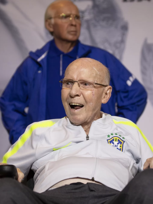 CBF inaugura estátua em homenagem a Zagallo no Rio de Janeiro | Web ...
