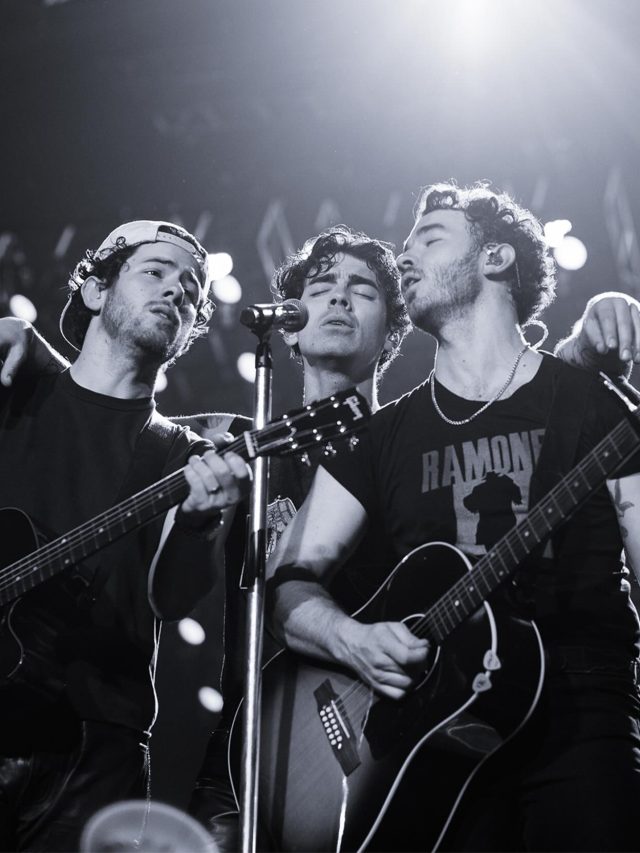 Jonas Brothers: conheça curiosidades sobre a banda – Web Stories CNN Brasil
