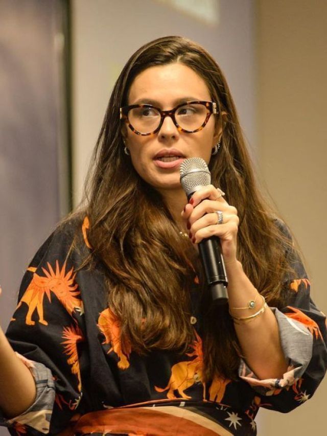 Quem é Carol Sponza, candidata a prefeita do Rio de Janeiro | Web ...