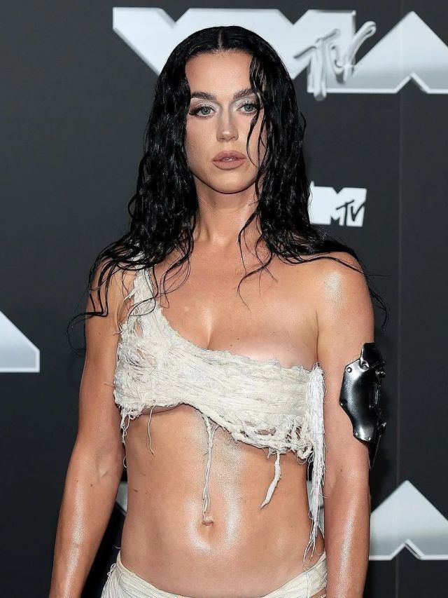 VMA 2024: Katy Perry vence prêmio de performance mais icônica | Web Stories CNN Brasil