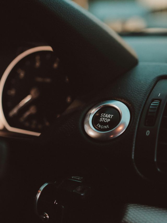 Como desligar o carro do jeito certo? | Web Stories CNN Brasil