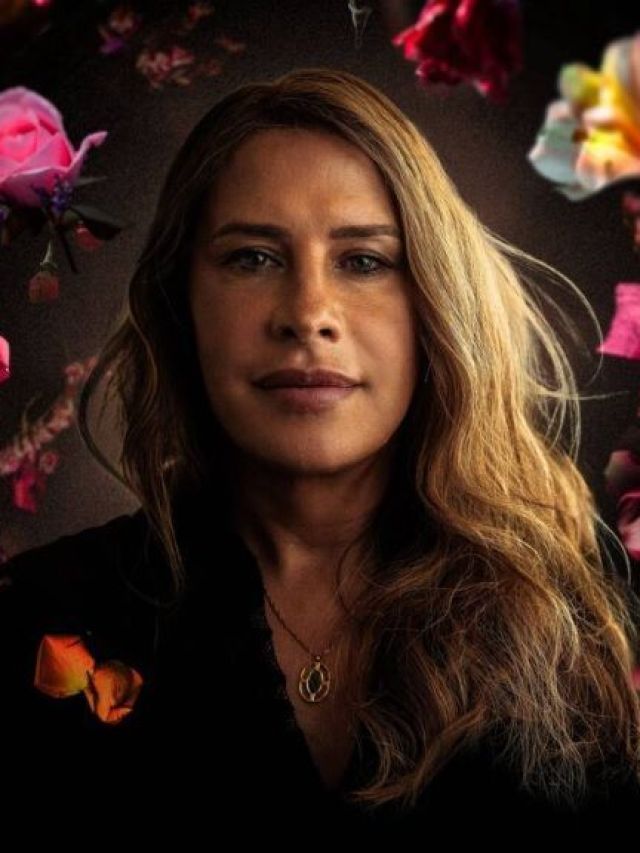 Fernanda Torres pede carinho para atriz de “Emilia Pérez” | Web Stories ...