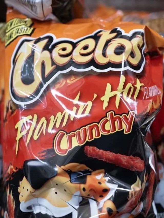 Cheeto em formato de Pokémon é vendido por mais de R$ 500 mil | Web ...